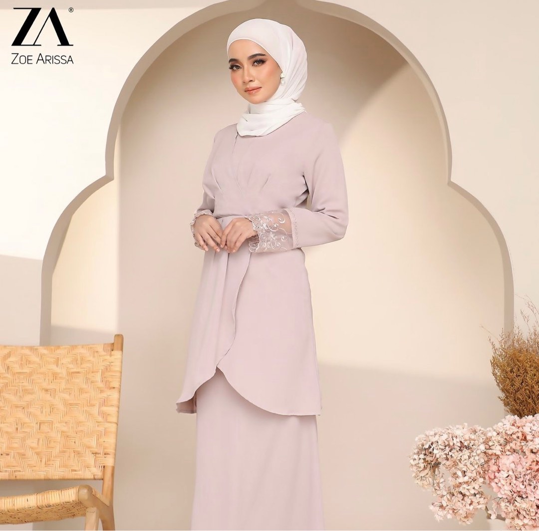 zoe arissa salmiah kurung, Women's Fashion, Muslimah Fashion, Baju ...