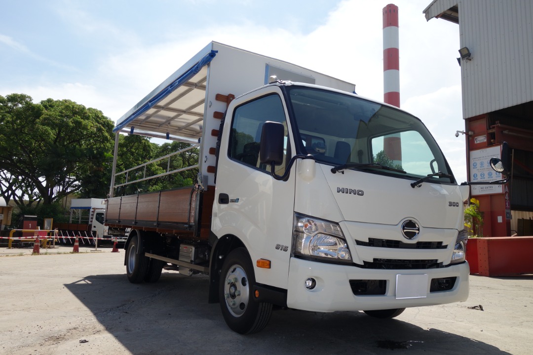 14ft LORRY RENTAL, Cars, Commercial Vehicles, Rentals on Carousell