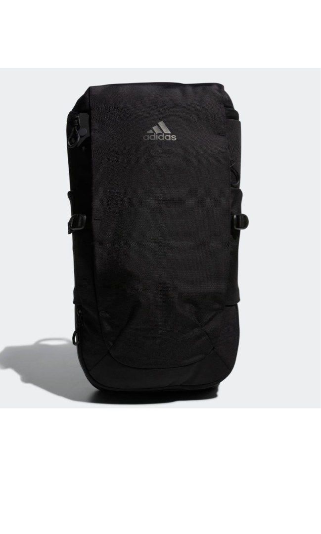 日版 Adidas OPS Backpack, 9.8 gal (30 L), 男裝, 袋, 背包 - Carousell
