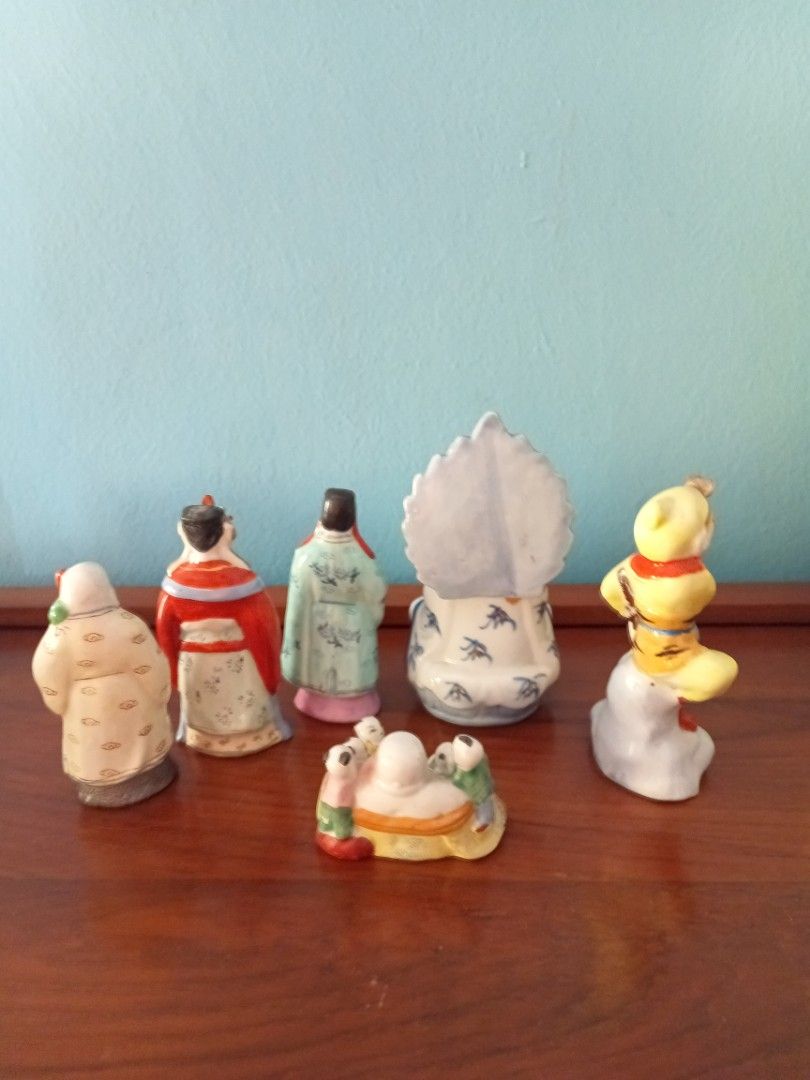 Assortment of Small Figurines Buddha Fu Lu Shou Monkey God Laughing ...