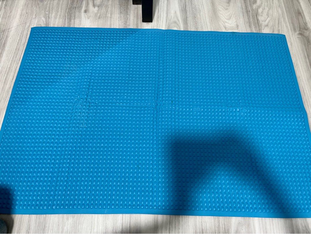 Baby Rubber WATERPROOF changing mat, Sports Equipment, Exercise ...