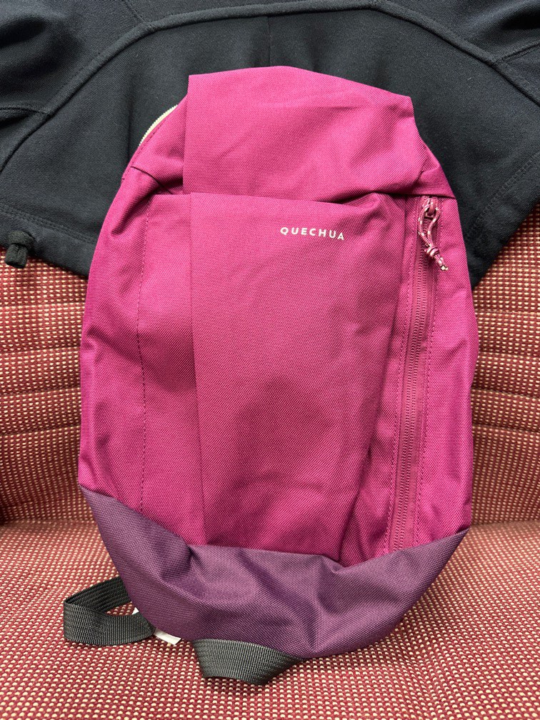 Quechua 10L Backpack, Men's Fashion, Bags, Backpacks on Carousell