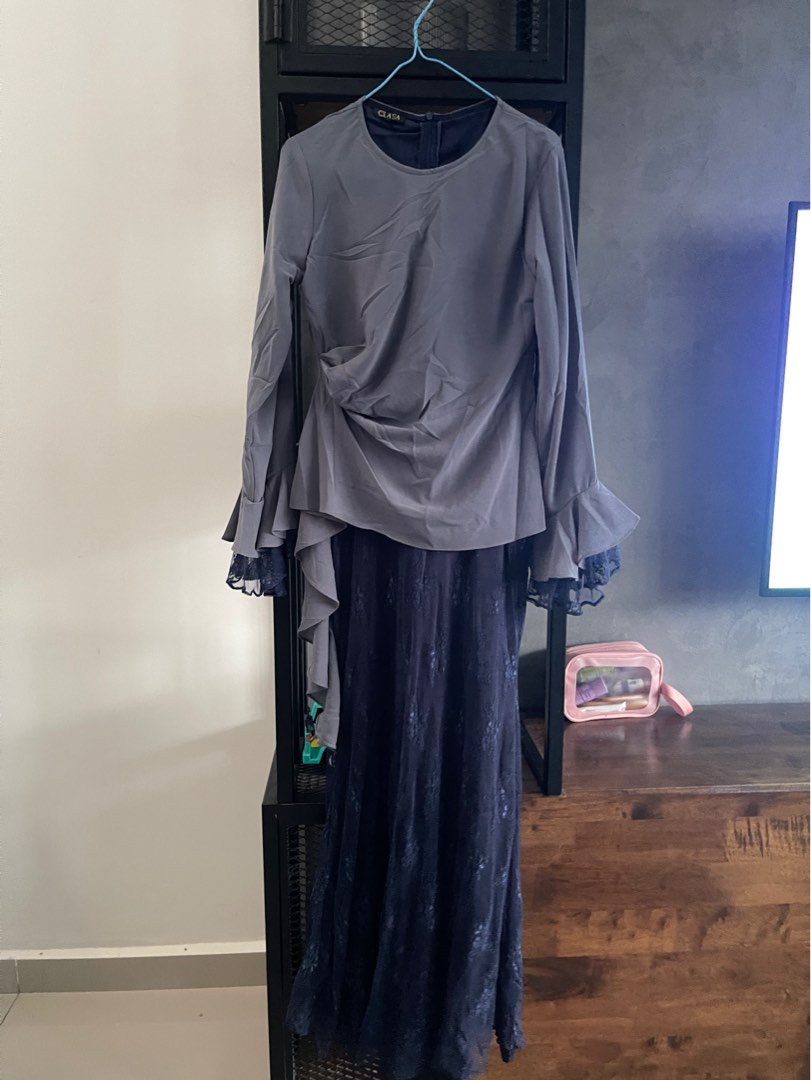 Baju Raya Navy Blue Lace, Women's Fashion, Muslimah Fashion, Baju ...