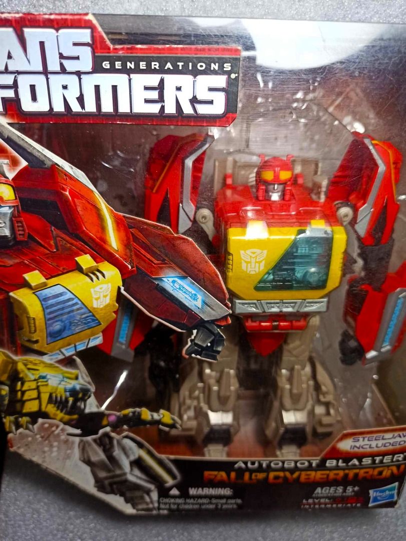 BIB FOC BLASTER Voyager Class Hasbro Autobots Transformers on Carousell