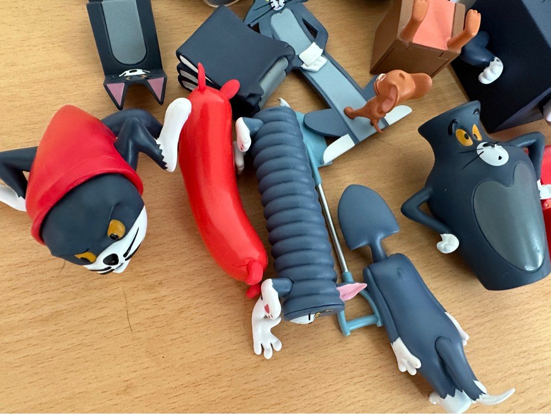 Bootleg Tom and Jerry figures bulk, 興趣及遊戲, 玩具 & 遊戲類 - Carousell