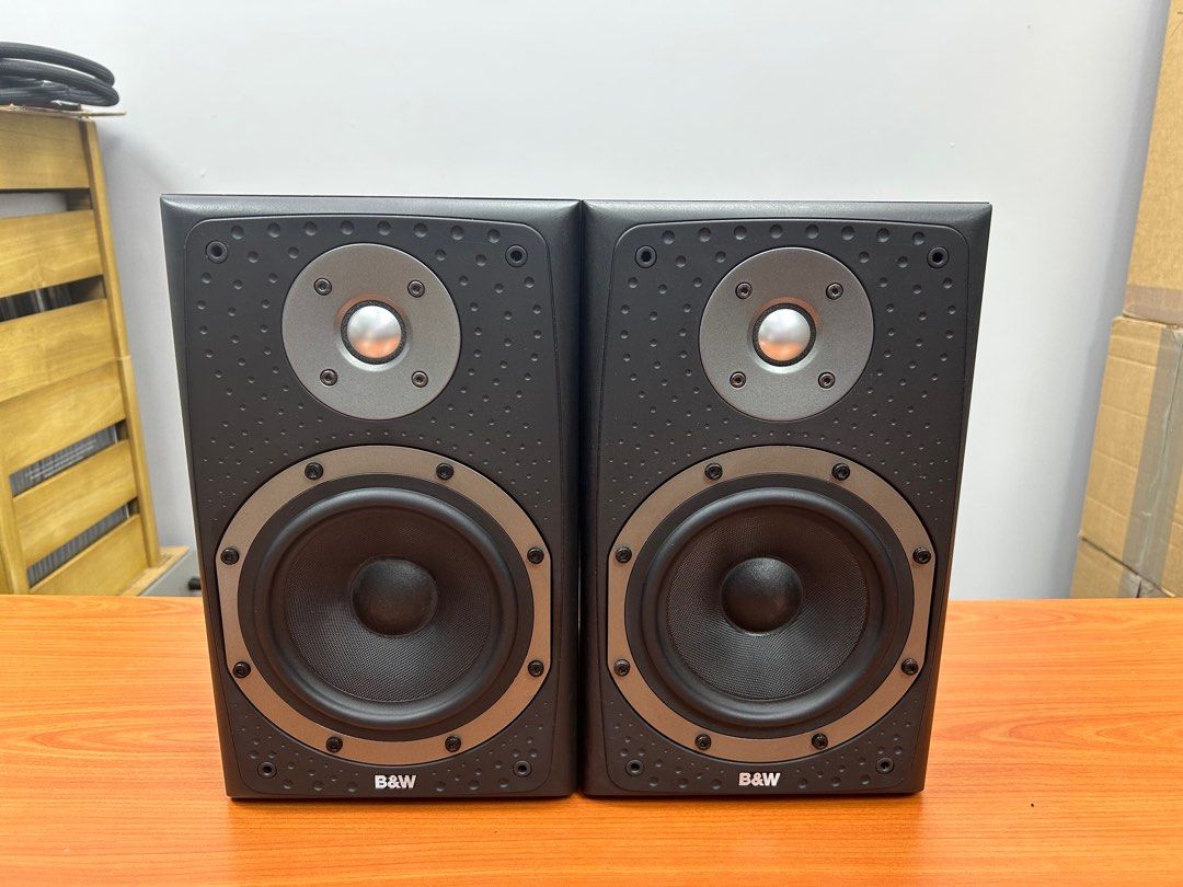 B&W DM303 Bookshelf Speakers, Audio, Soundbars, Speakers & Amplifiers ...