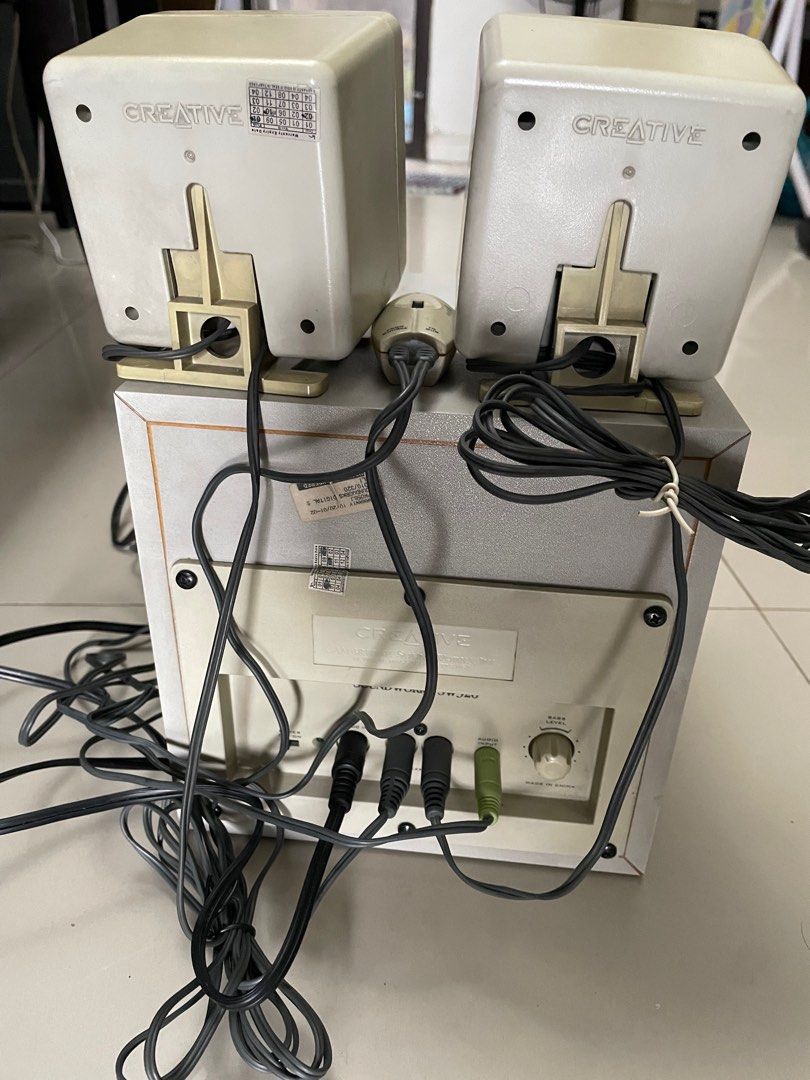 Cambridge soundworks sw320 on Carousell