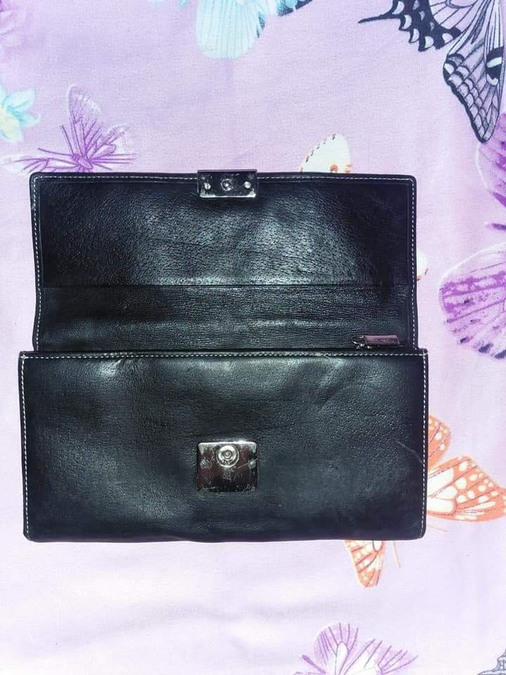 Countess Mara leather trifold long wallet, Women's Fashion, Bags ...