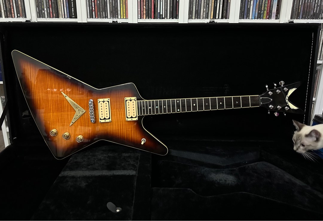 Dean Z 35th Anniversary Electric Guitar, Hobbies & Toys, Music & Media ...