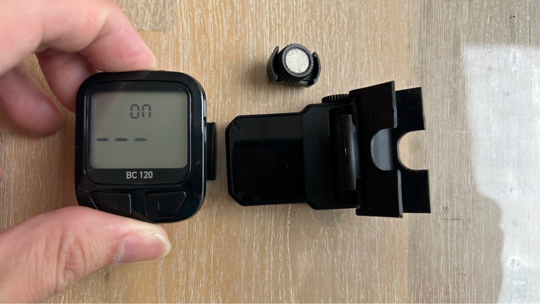 Decathlon Cycling bike computer, Sports Equipment, Bicycles & Parts ...