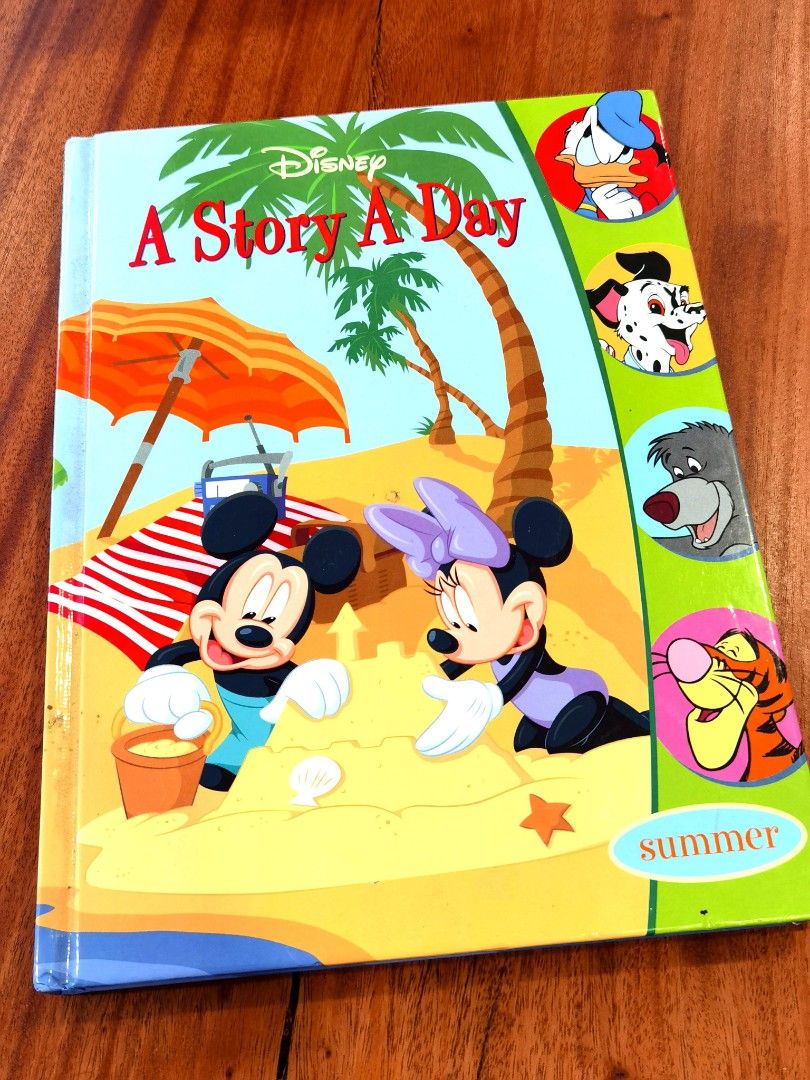 Disney A Story A Day Summer Children Cartoon Illustration Book, Hobbies ...