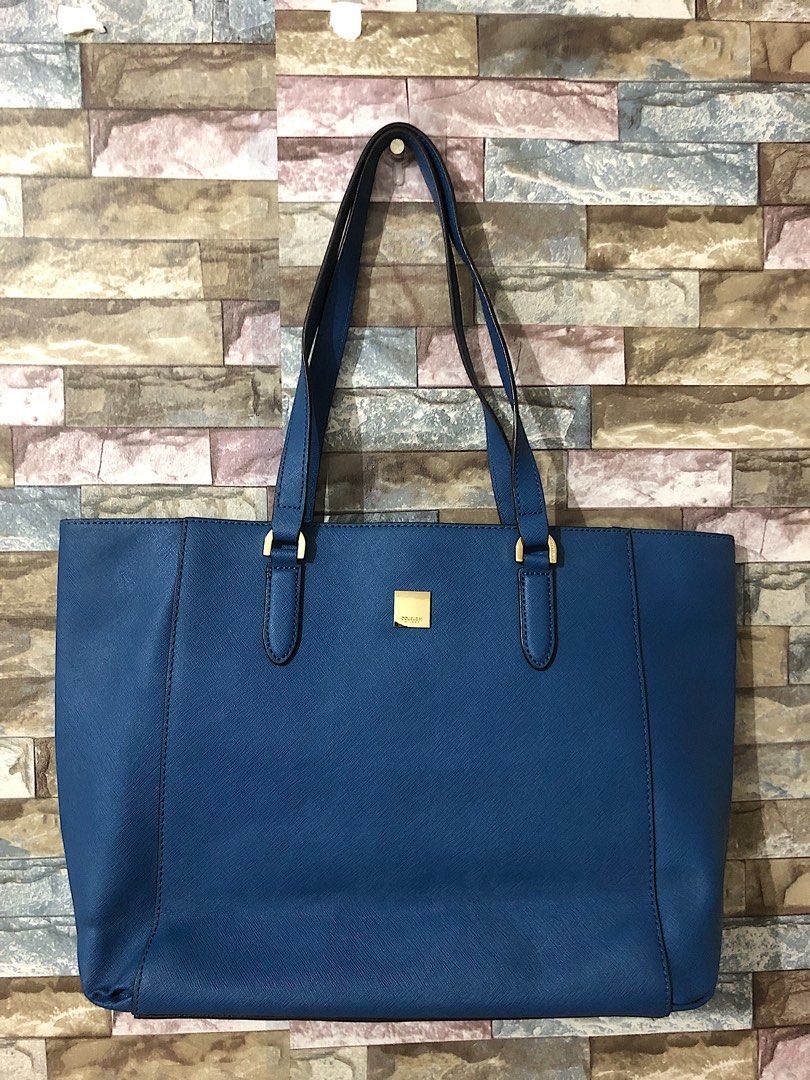 Double M (Milano), Women's Fashion, Bags & Wallets, Shoulder Bags on ...