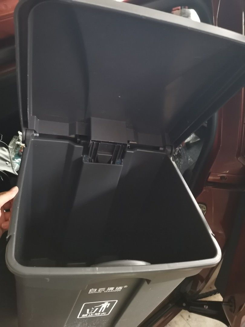 Dustbin for Commercial big size, 50 litre, lightly used, dust bin ...