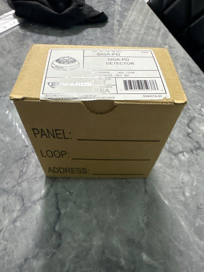 EDWARDS Intelligent Photoelectric Smoke Detector (SIGA-PD), TV & Home ...