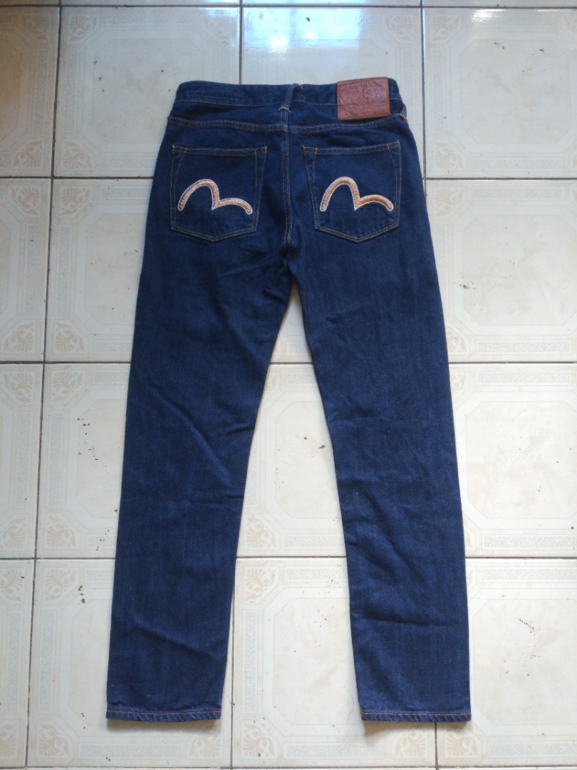 Evisu Women Selvedge jean 29 actual, Men's Fashion, Bottoms, Jeans on Carousell