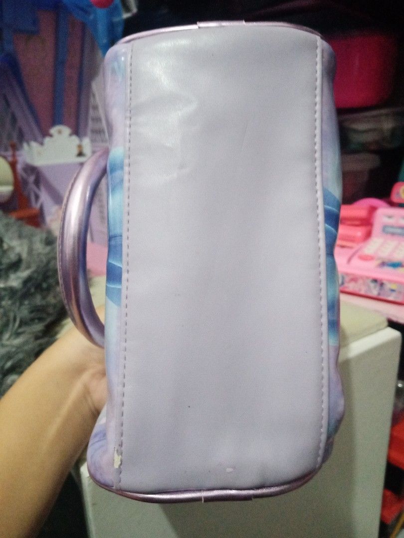 Frozen Elsa hand bag, Babies & Kids, Babies & Kids Fashion on Carousell
