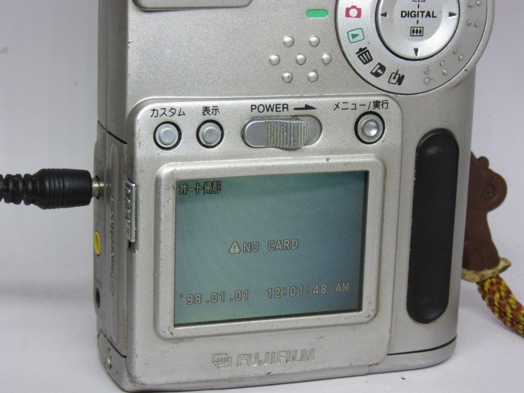 Fujifilm finepix 700, Photography, Cameras on Carousell