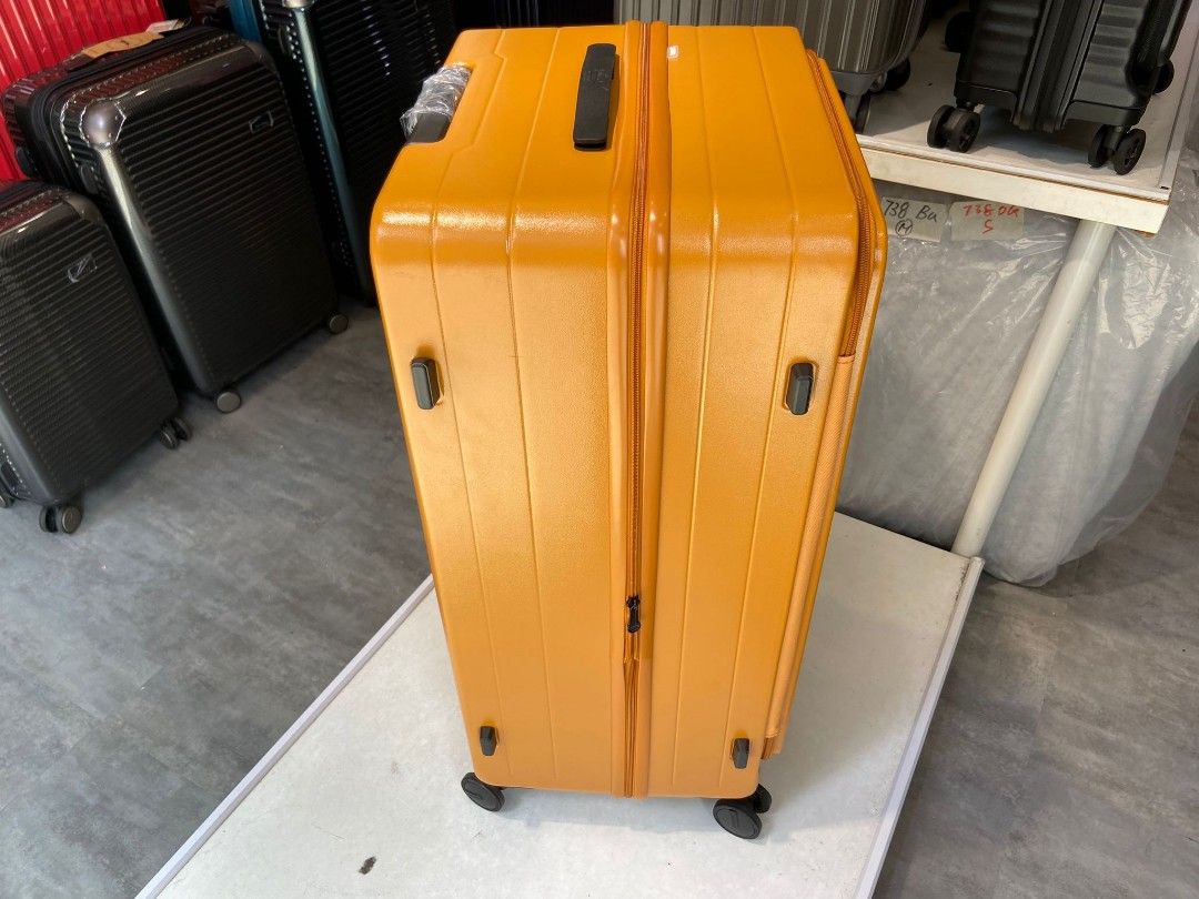 Hallmark 842 「德國拜耳PC物料」20” 24”28”26”30” 最新 前開蓋 行李箱 旅行箱 行李喼 喼旅行用 可上飛機行李箱 ...