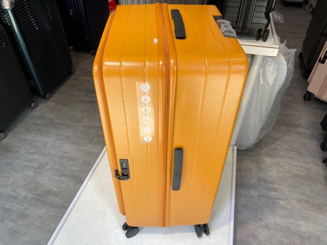 Hallmark 842 「德國拜耳PC物料」20” 24”28”26”30” 最新 前開蓋 行李箱 旅行箱 行李喼 喼旅行用 可上飛機行李箱 ...