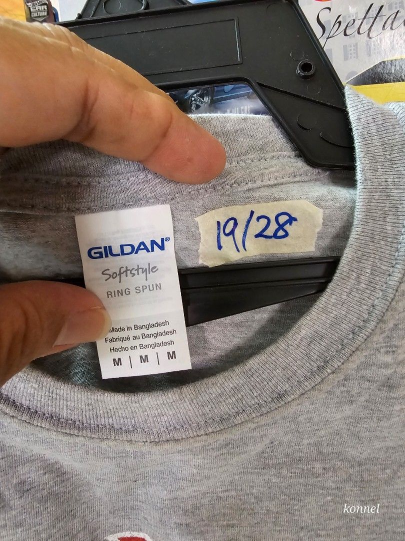 Iron maiden tag gildan, Men's Fashion, Activewear on Carousell