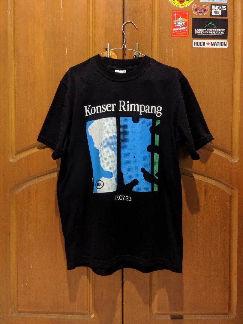 Kaos/baju band efek rumah kaca konser rimpang, Fesyen Pria, Pakaian ... Kaos/baju band efek rumah kaca konser rimpang, Fesyen Pria, Pakaian ...