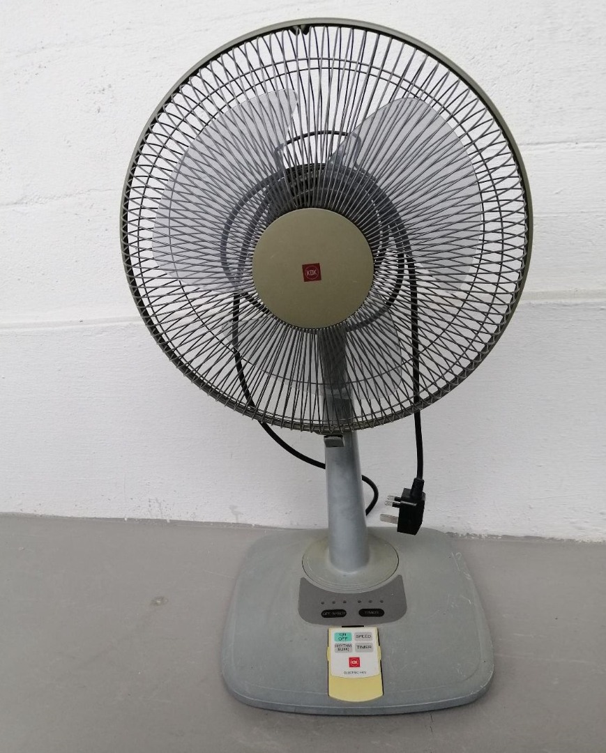 KDK 12" Table fan with YURAGI mode and remote function, Furniture ...