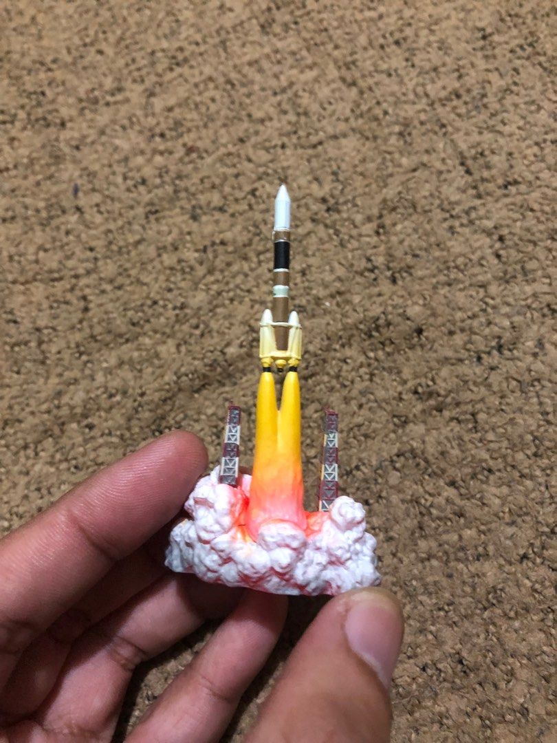 Kobayo mini diorama space rocket launch figure on Carousell
