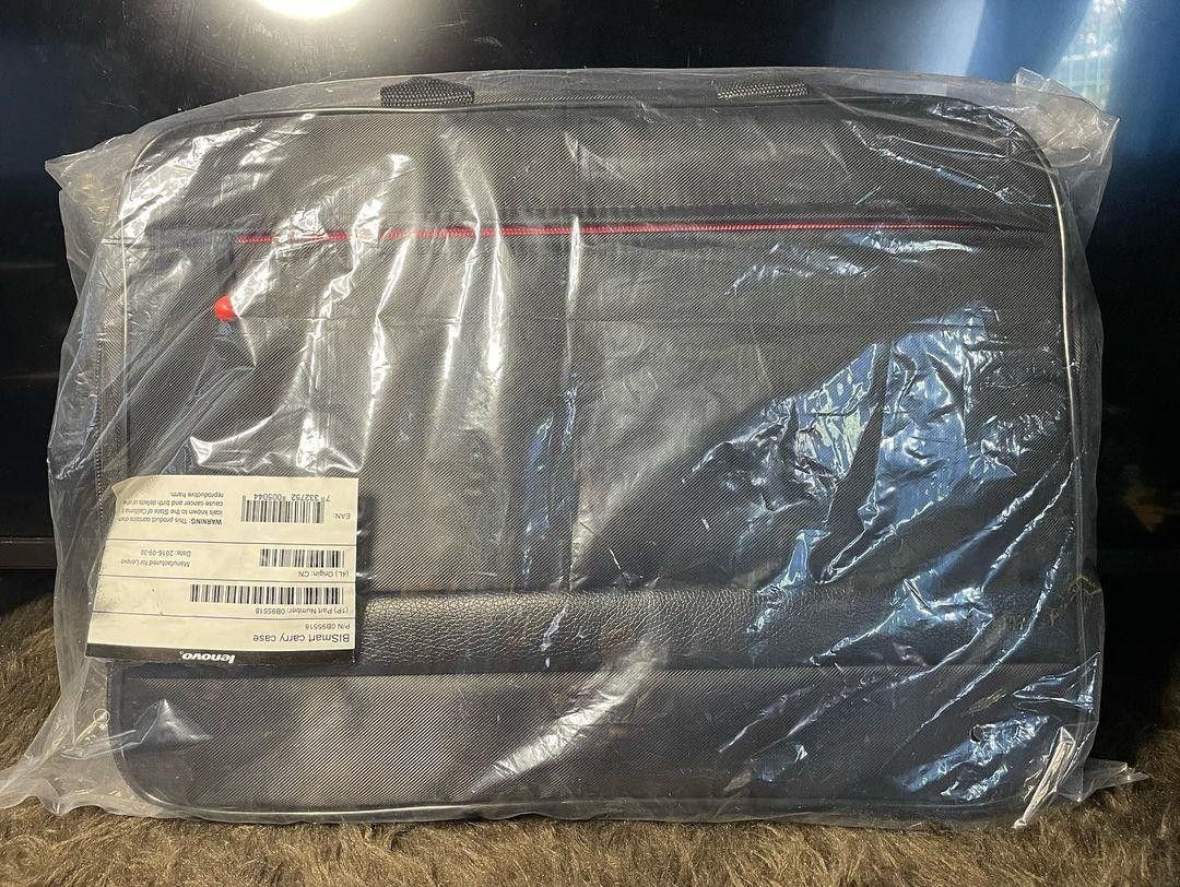 Lenovo BISmart Carry Case (Laptop Bag) on Carousell