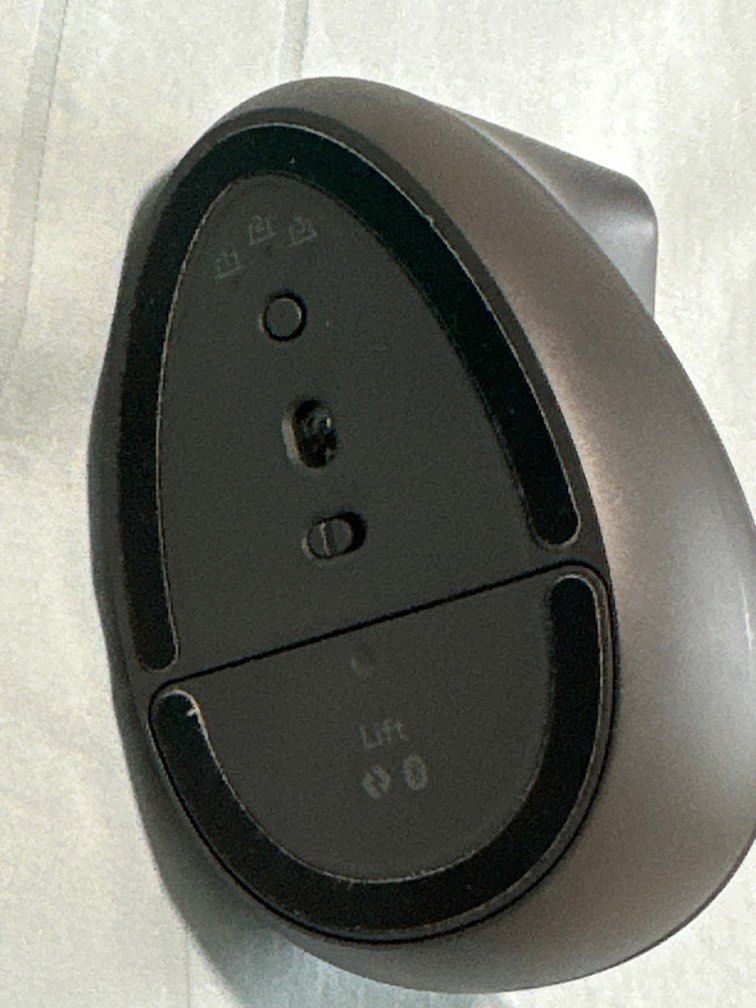 Logitech Lift Vertical Ergonomic Mouse Computers Tech Parts Accessories Mouse Mousepads