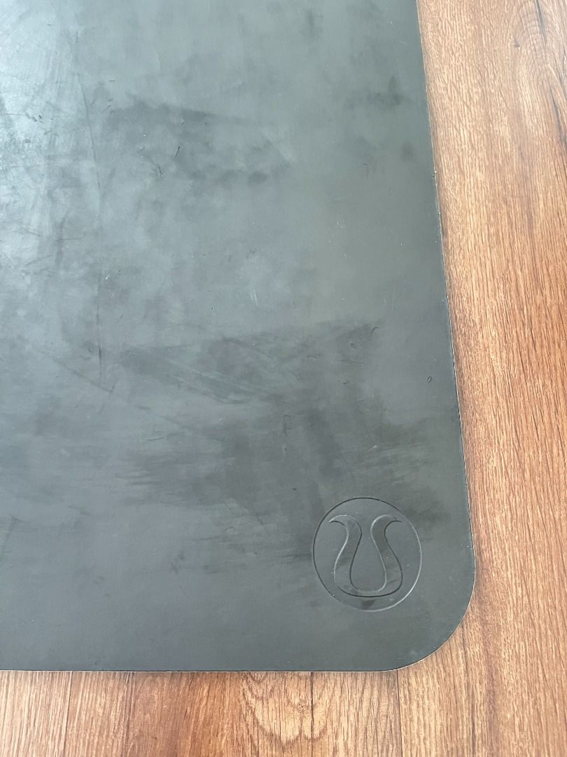 LULULEMON Rubber Yoga Mat, Black, size 180cm x 66cm, with Strap, Sports ...