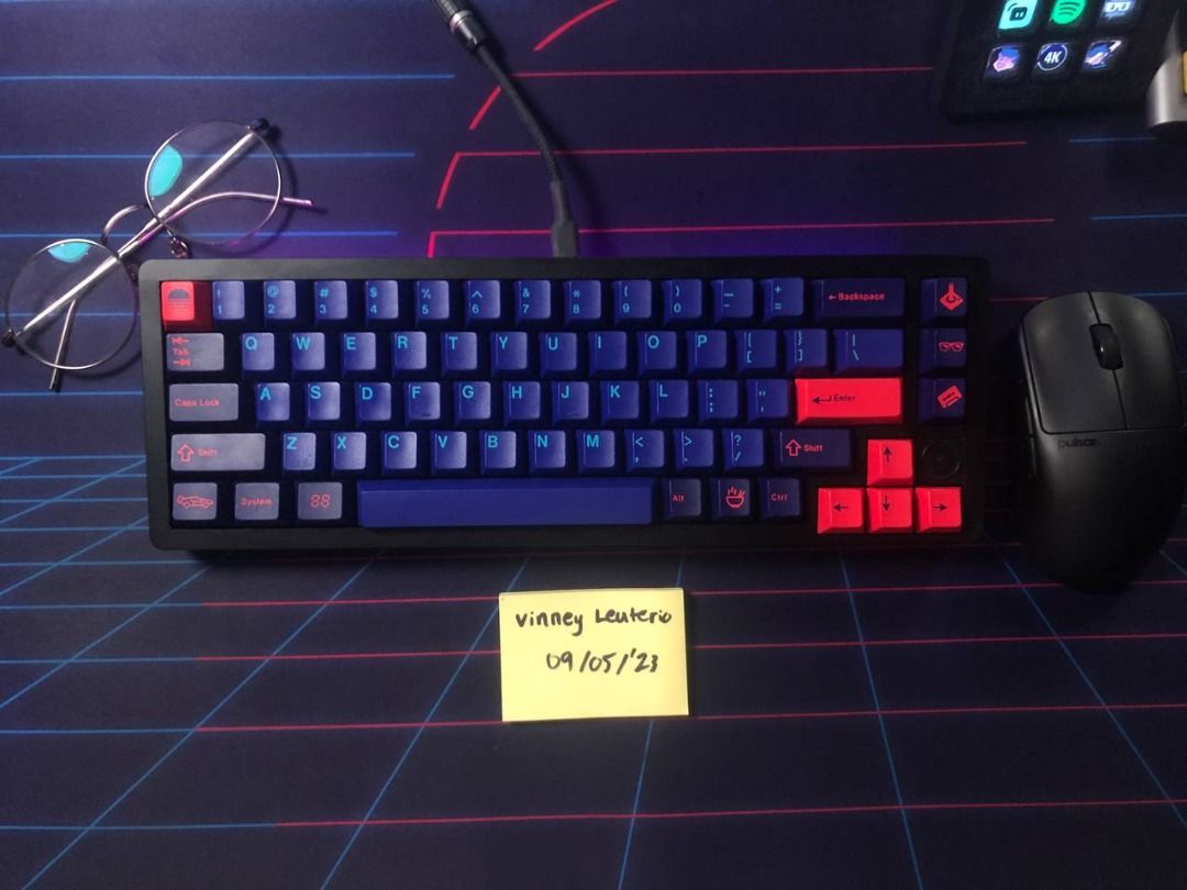 Custom mechanical keyboard Mark65 w/ GMK Laser, switches, mods ...