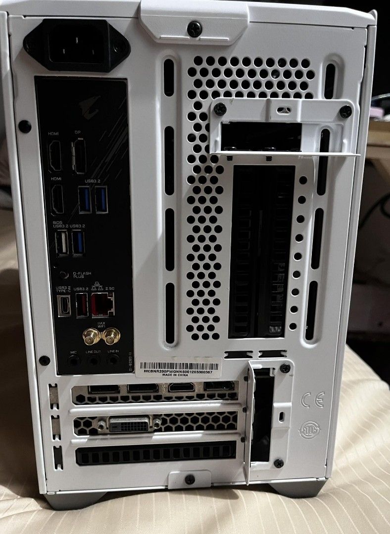 Mini Itx Setup With Samsung 24 Inch Monitor Computers And Tech Desktops