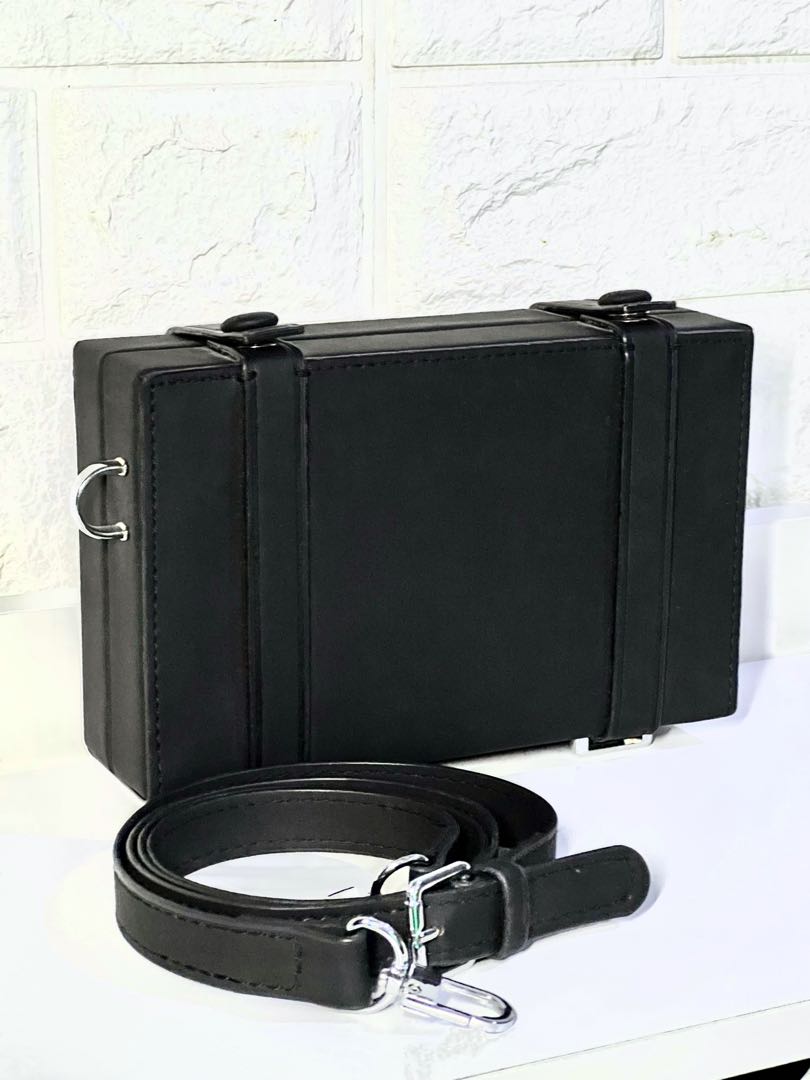 Minimalist Sling Box Bag for Men, Men's Fashion, Bags, Sling Bags on ...