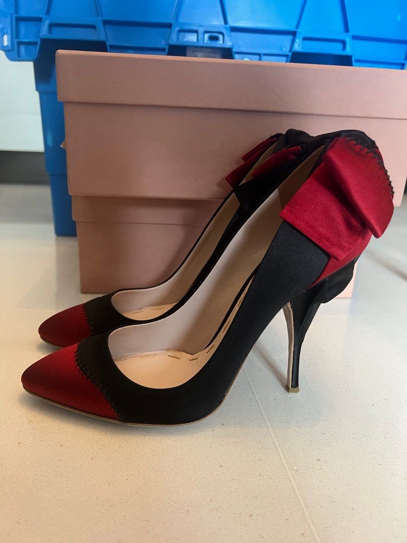 Miu Miu Brand New Satin Ribbons Heels, 名牌, 鞋及波鞋 - Carousell