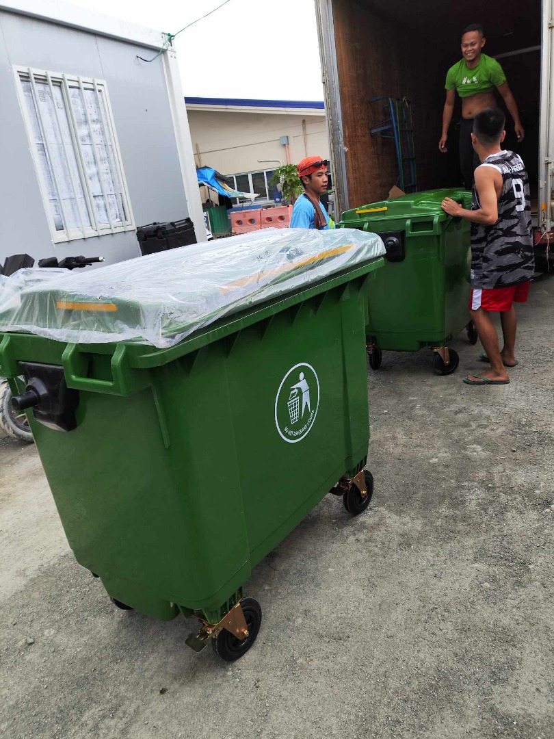 MOBILE TRASH BIN 660L on Carousell