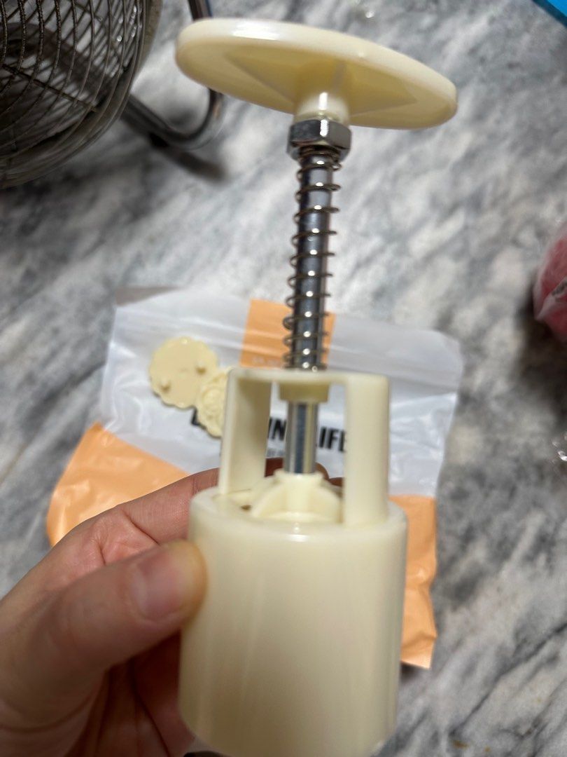 mooncake mold plunger set, Furniture & Home Living, Kitchenware ...
