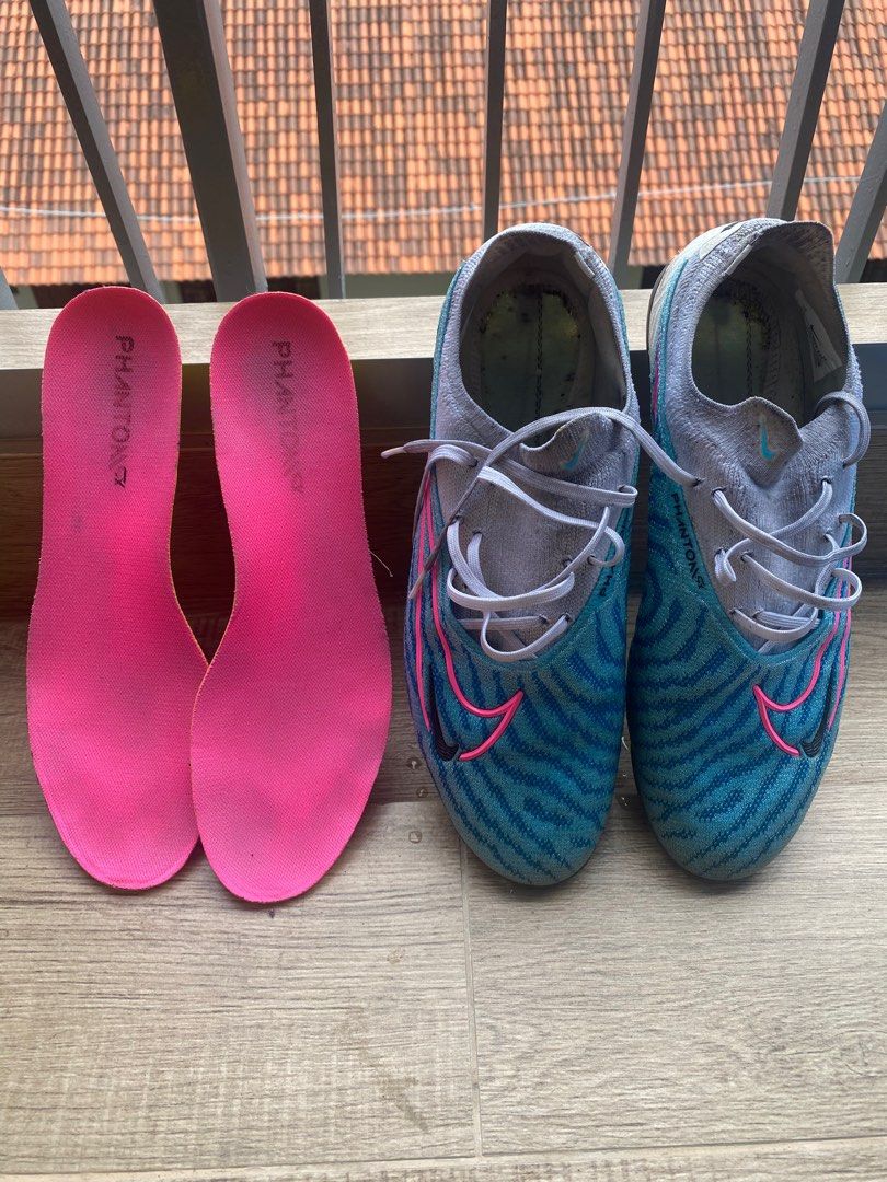 Nike Phantom GX Elite, Sports Equipment, Sports & Games, Racket & Ball ...