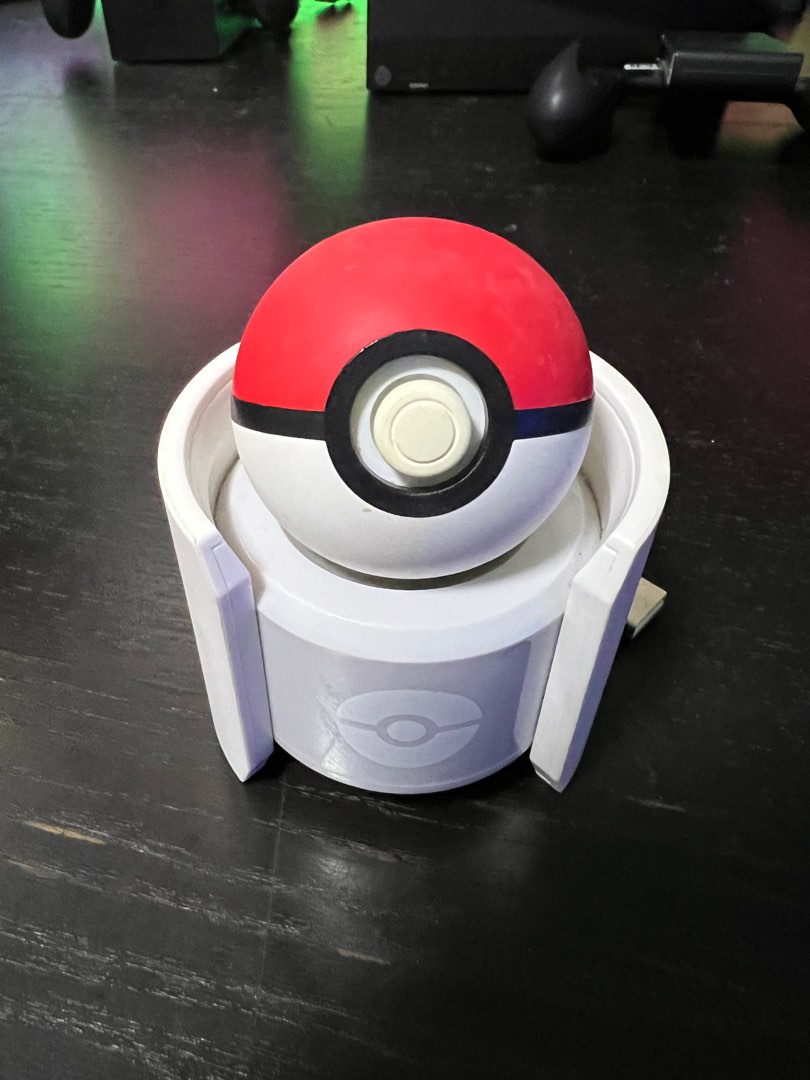 Nintendo Switch Pokeball Plus Go Controller With Hori Stand Pokemon