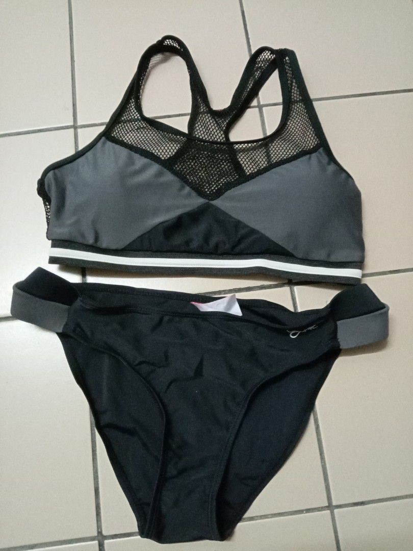 Ogival swim set, Women's Fashion, Swimwear, Bikinis & Swimsuits on ...