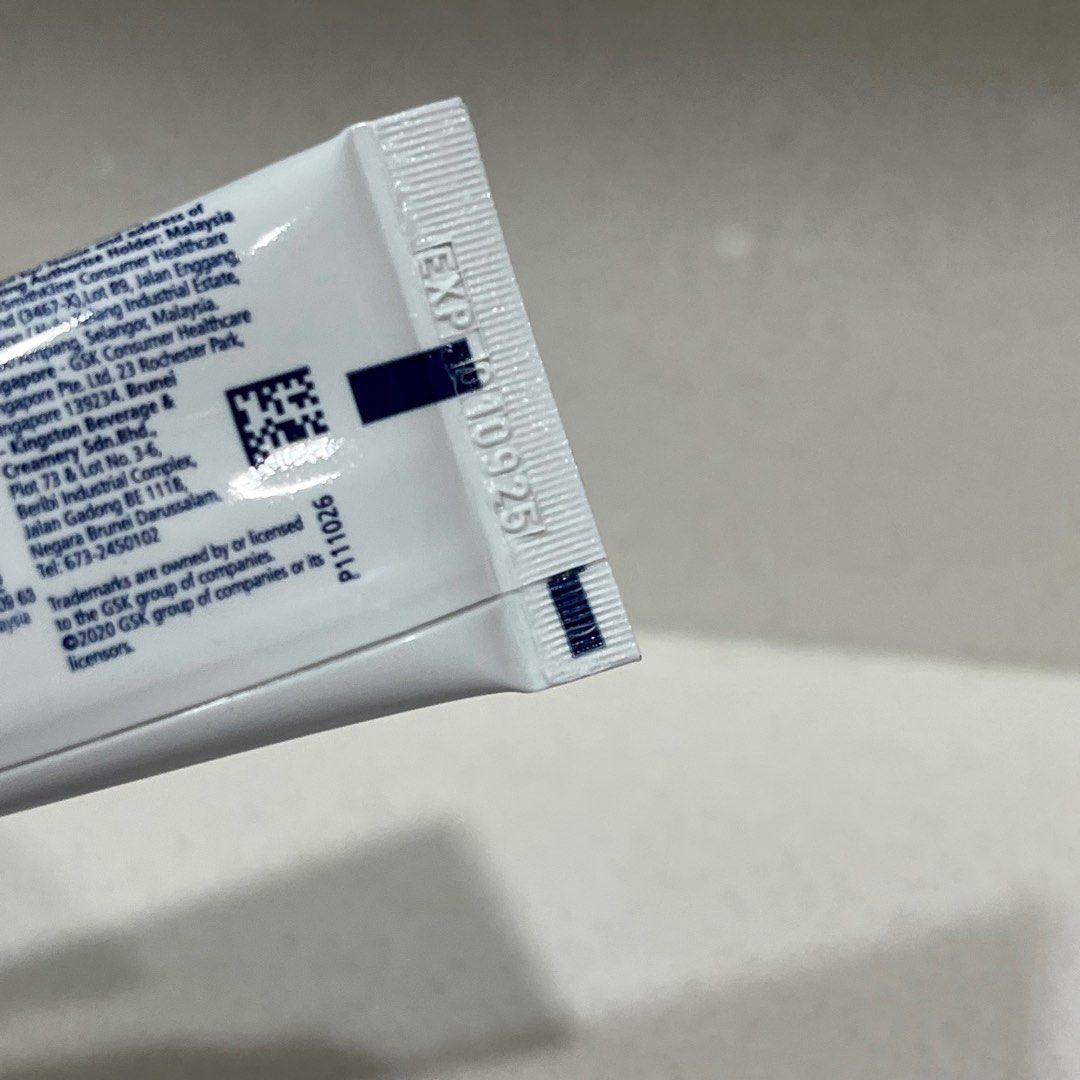 Parodontax Sample Toothpaste x7, Beauty & Personal Care, Oral Care on ...