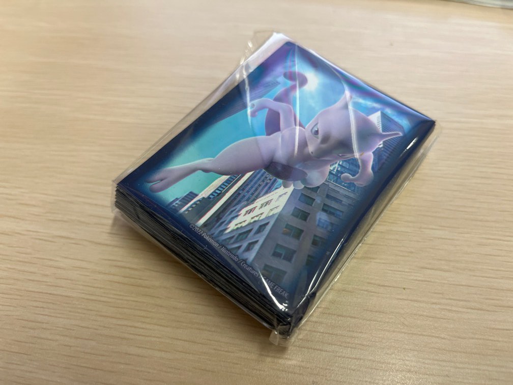 Pokémon TCG 超夢卡套 Mew2 Card Sleeves, 興趣及遊戲, 玩具 & 遊戲類 - Carousell