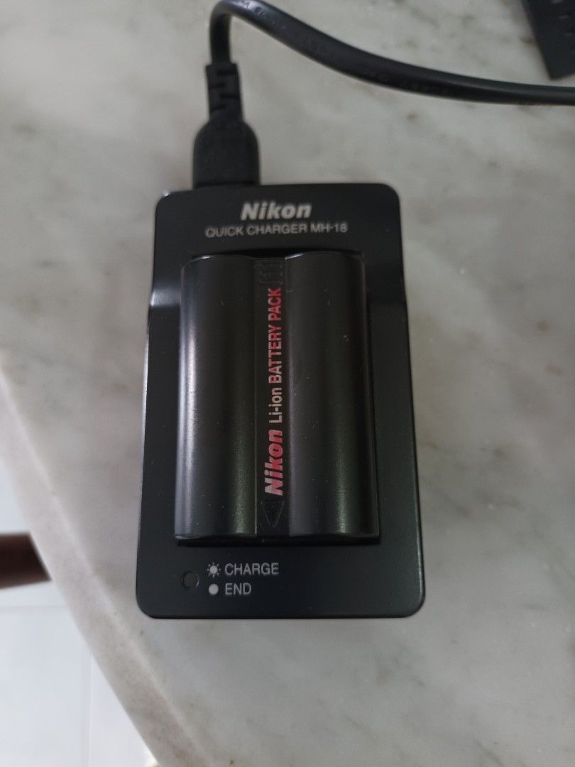 Quick original Nikon charge with original battery, Photography ...