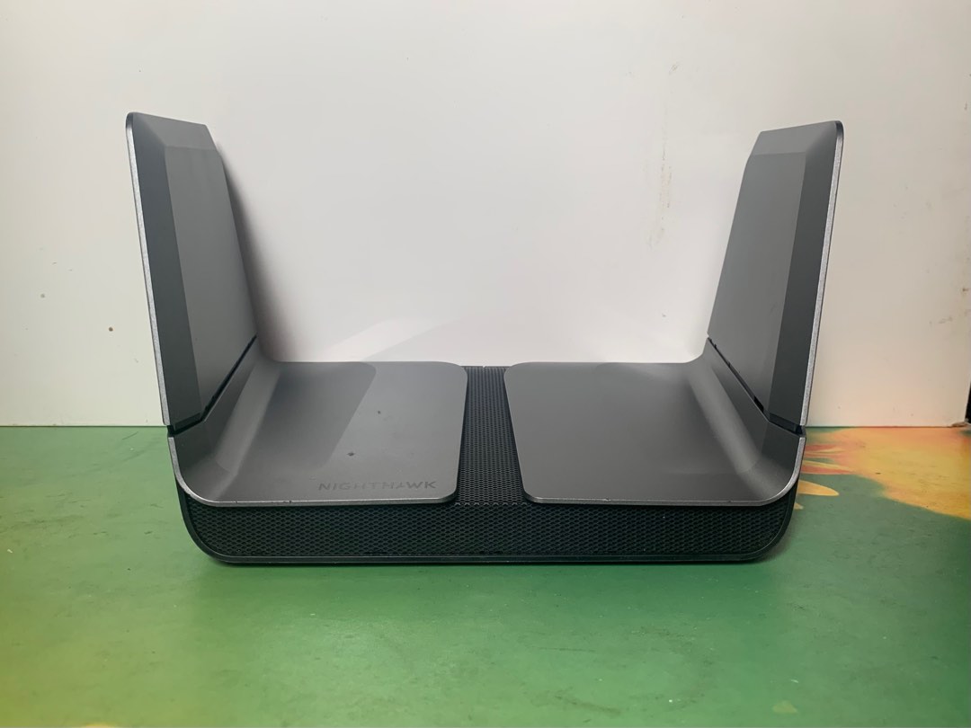NETGEAR Nighthawk RAX80 AX6000 WiFi 6 AX8 智能雙頻無線路由器, 電腦＆科技, 電腦周邊及配件 ...