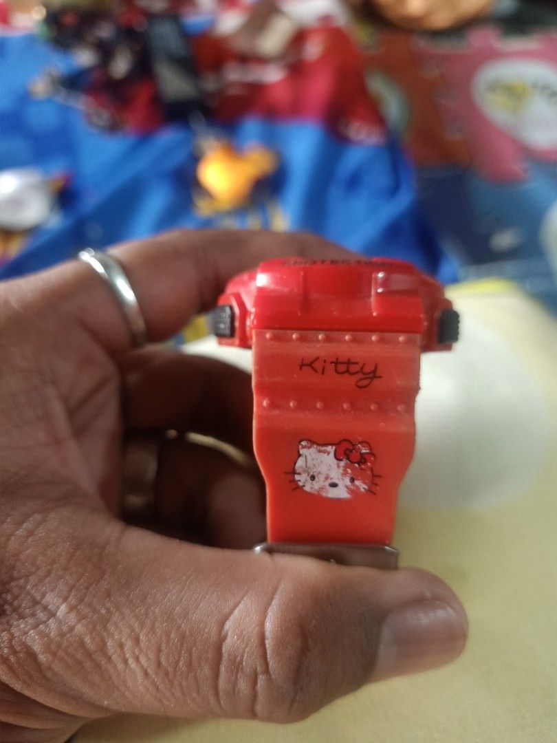 Red watch hello kitty Strap, Men's Fashion, Watches & Accessories ...