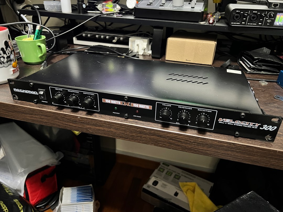 Rocktron Velocity 300 Power Amplifier, Hobbies & Toys, Music & Media ...