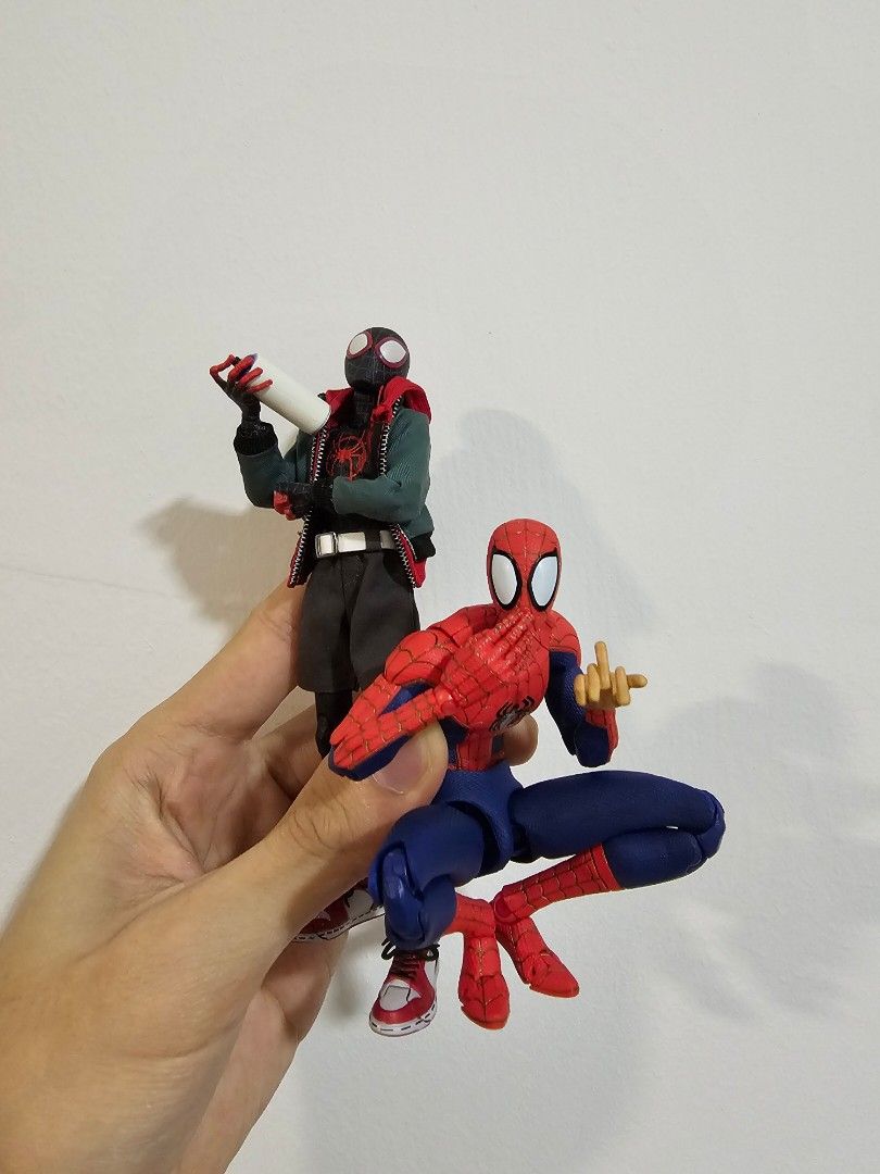 Sentinel SV Action Marvel Comics Spider-man Into The Spiderverse ITSV ...