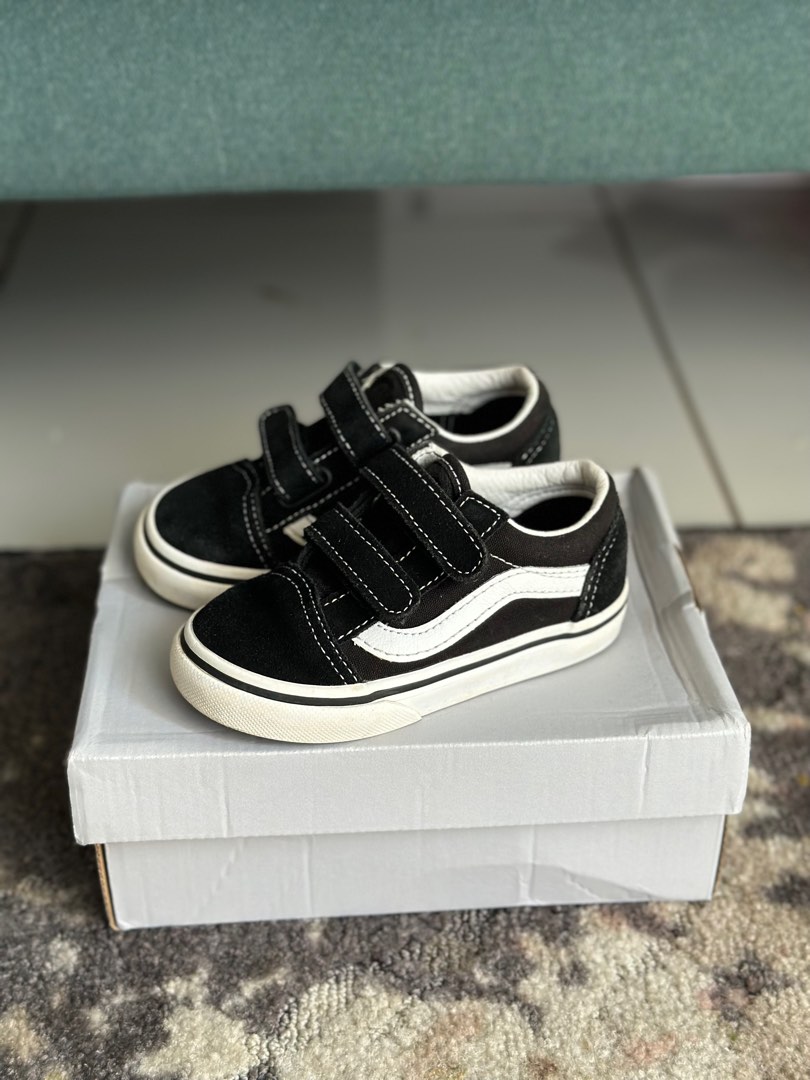 Sepatu vans anak, Bayi & Anak, Lainnya di Carousell