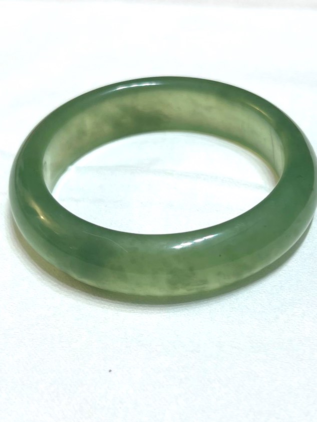 Serpentine Jade Bangle 52mm, Women's Fashion, Jewelry & Organisers ...