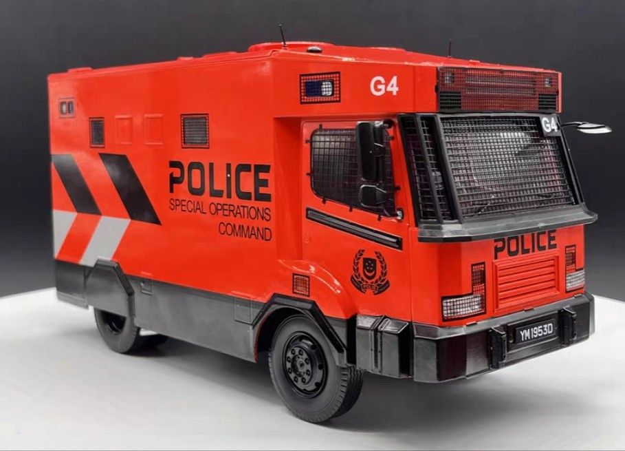 Singapore Police Force SPF Special Operations Command SOC vehicle 1/24 ...