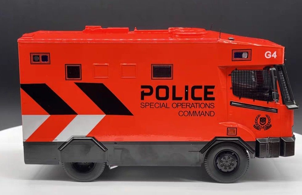 Singapore Police Force SPF Special Operations Command SOC vehicle 1/24 ...